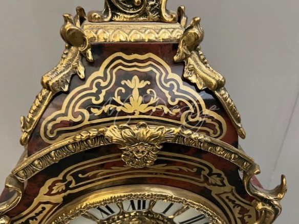 Prestigious boulle watch with bronzes - Art Prestige – Luxury Furniture